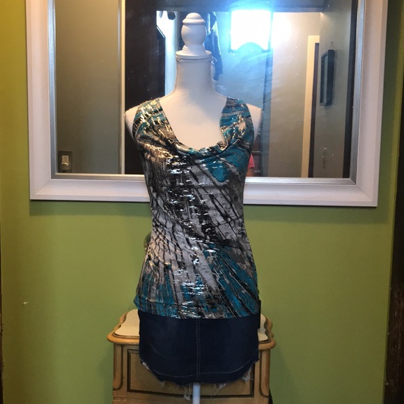 Iz Byer | Tops | Nwot Iz Byer Size M Top Metallic Silver Green Black ...